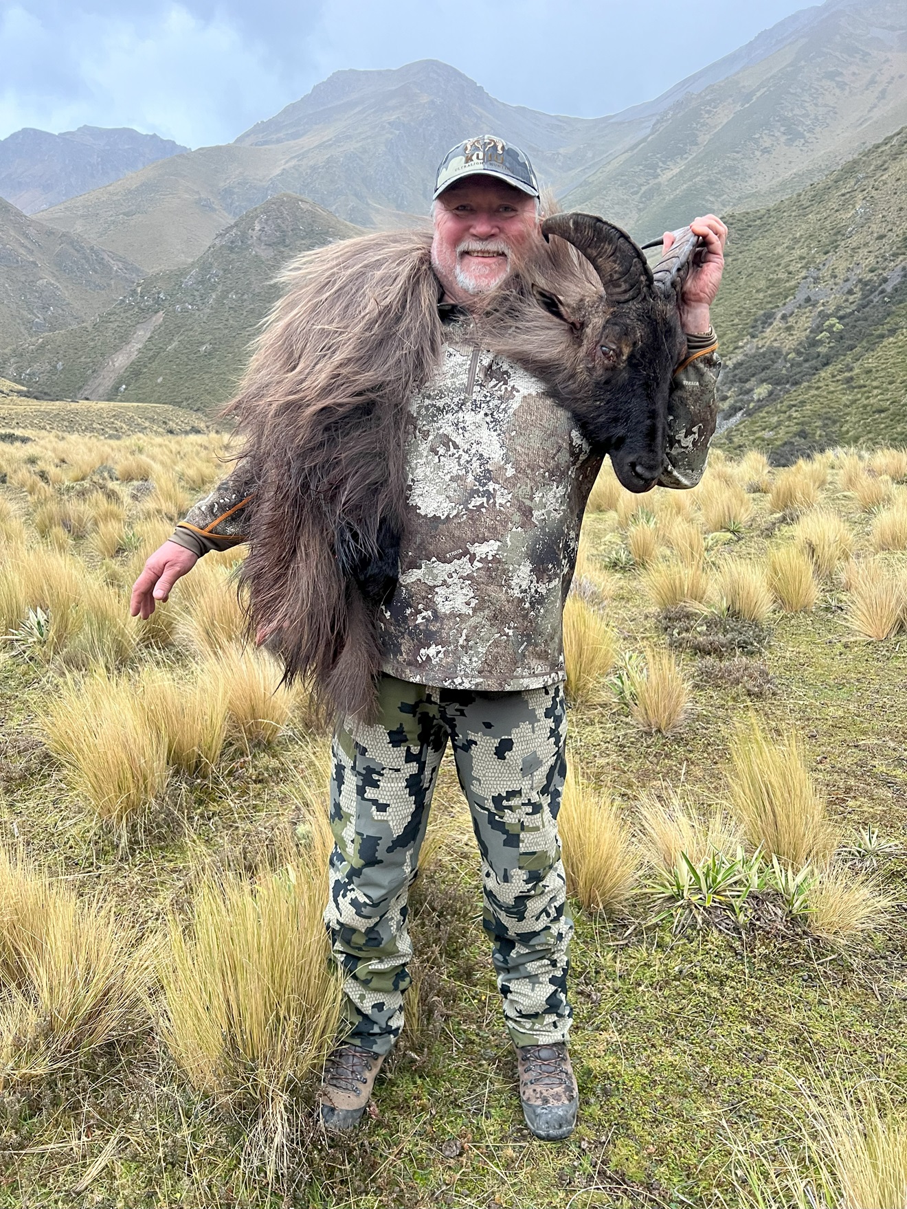 Tahr Hunting Photos 2023 - Leithen Valley Hunts